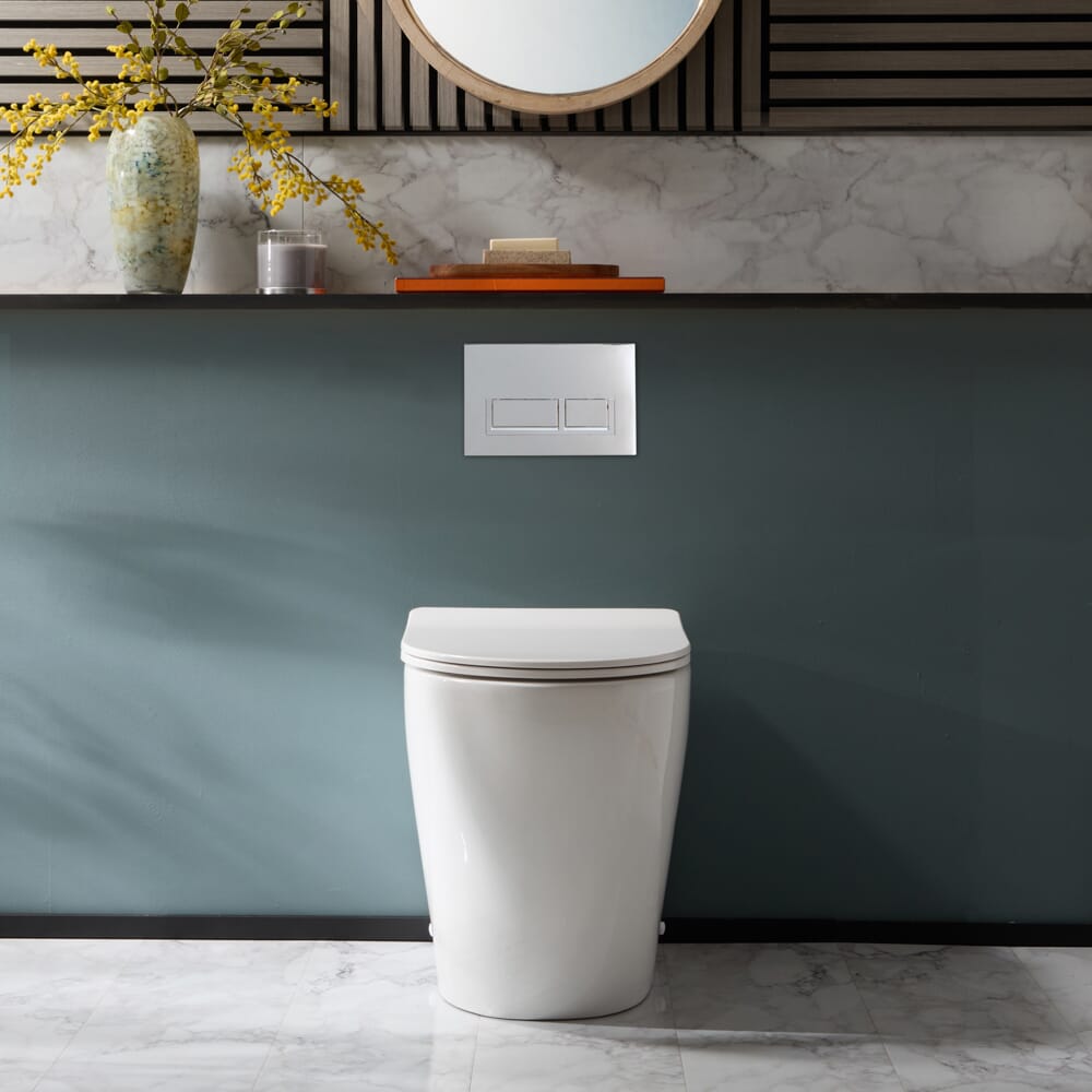 Sanitario WC Moderno a Parete con Sedile a Chiusura Ammortizzata ...